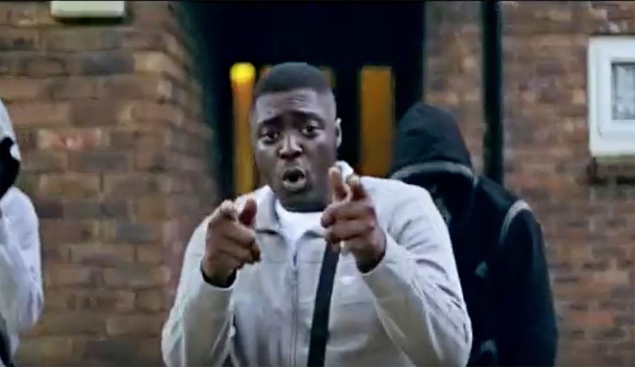 Young Dizz shows us he's not messing in "On The Mains" - GRM Daily