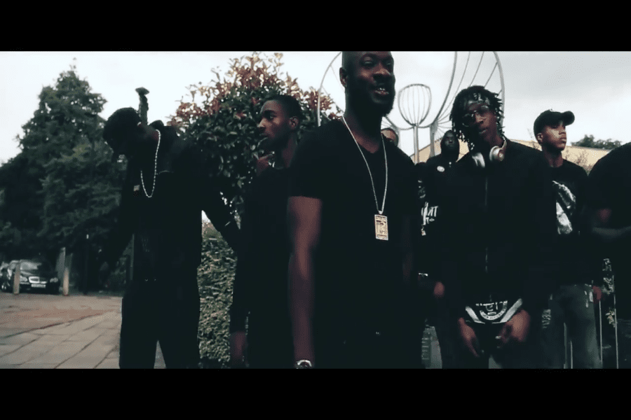 S Wavey, M Dargg & JBoy rep Angell Town In "The Block" - GRM Daily