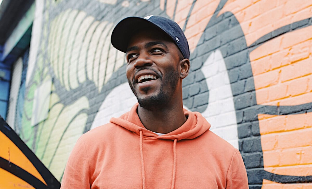 Mo The Comedian posts hilarious "Games Night With A Roadman" video ...