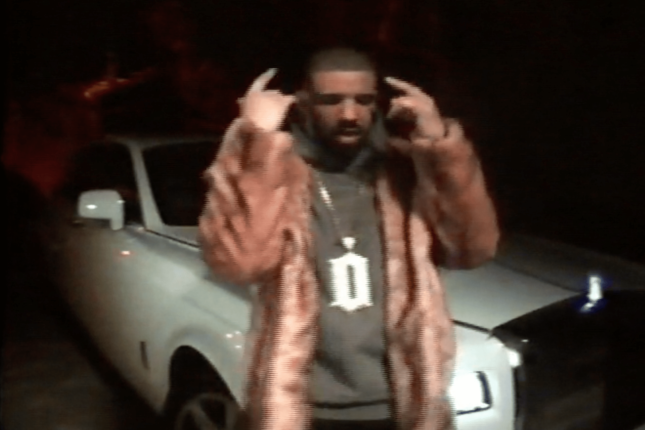 Drake drops trippy visuals for "Sneakin'" featuring 21 Savage - GRM Daily