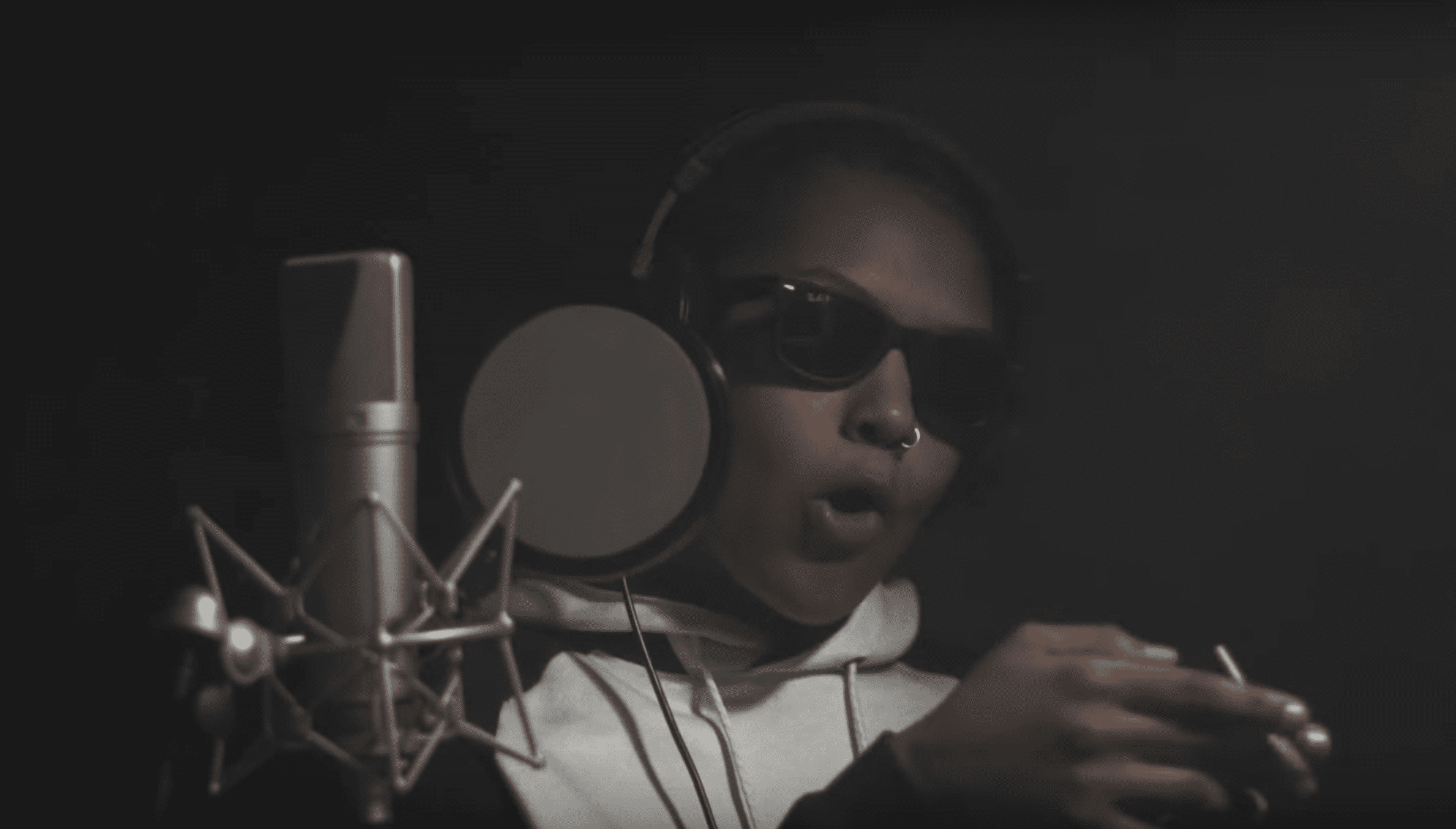 Dis Goes In On New Single Drop Me Out GRM Daily