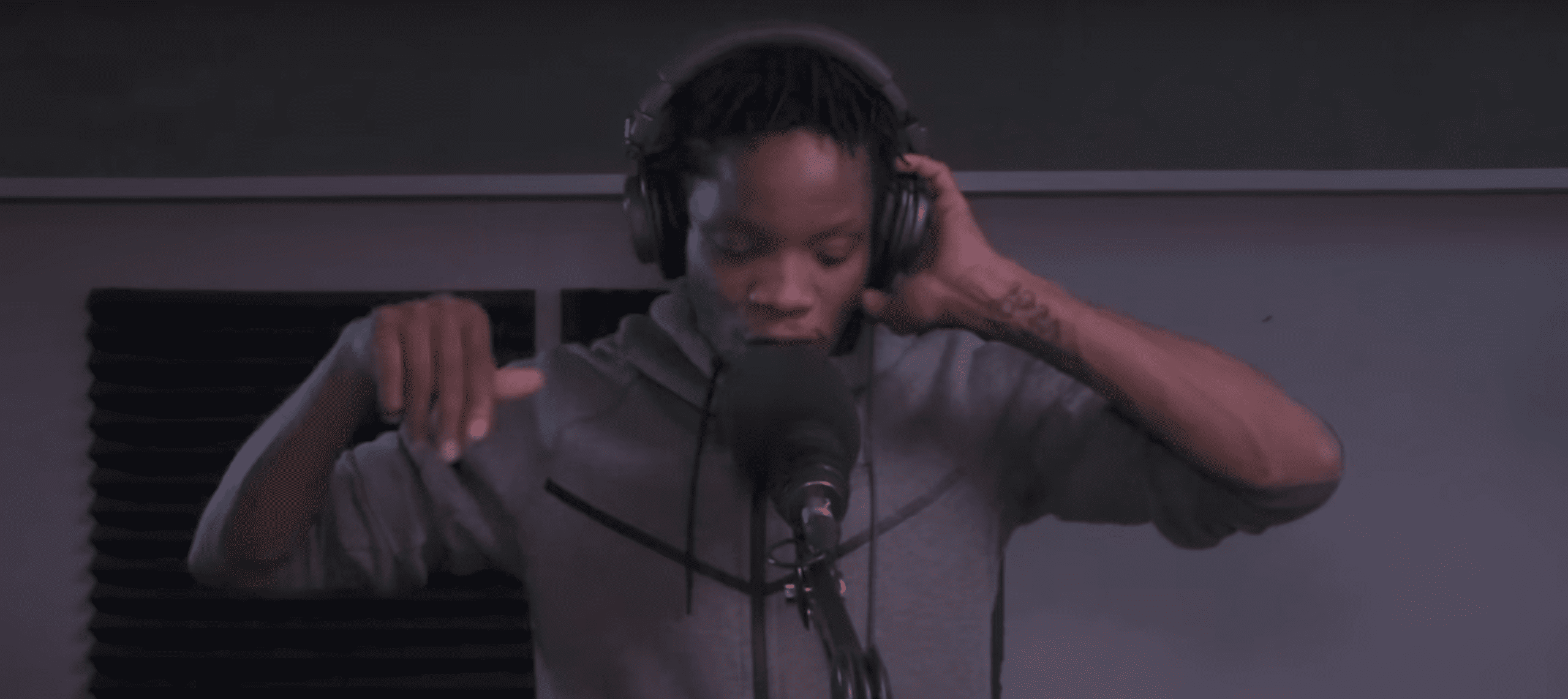 Watch Youngs Teflon go in on his UK Rap Show freestyle - GRM Daily
