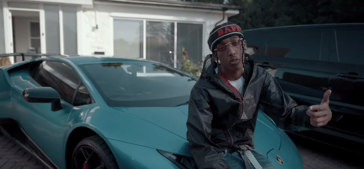 Premiere: GeeYou Unveils Visuals For Latest Track "Moschino" - GRM Daily