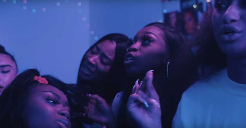 Mnelia Gives Visual Treatment To Latest Single "Say Yeah" - GRM Daily