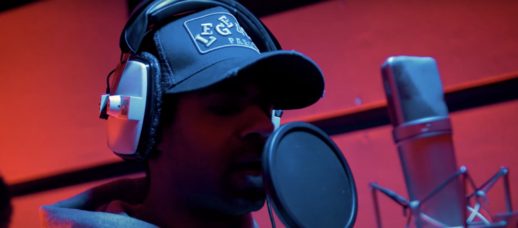 Robbahollow Delivers Fresh 'Hardest Bars' Freestyle - GRM Daily
