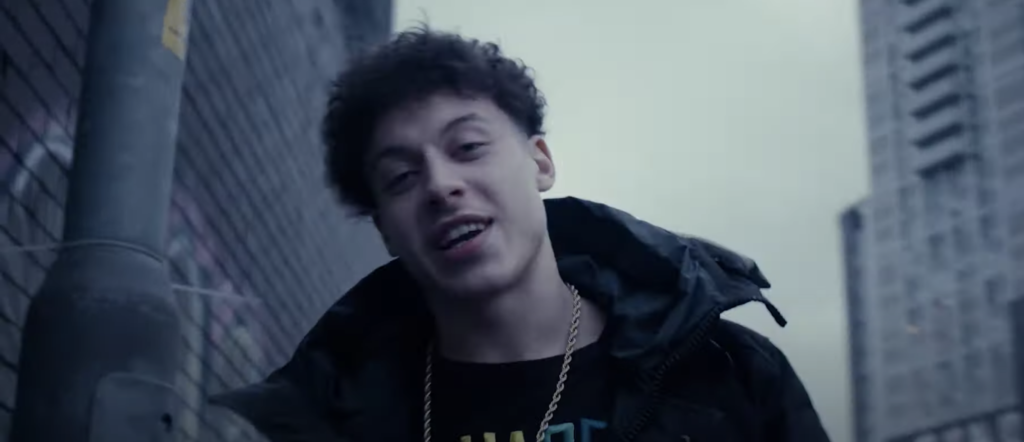 Ezzy Drops Off Video For "Ride" - GRM Daily