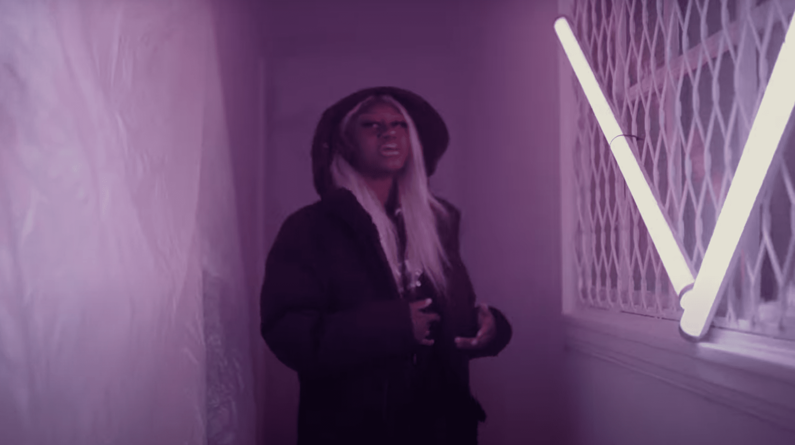 TeeZandos & Fizzler Go Back To Back In Visuals For "Phone Call" - GRM Daily