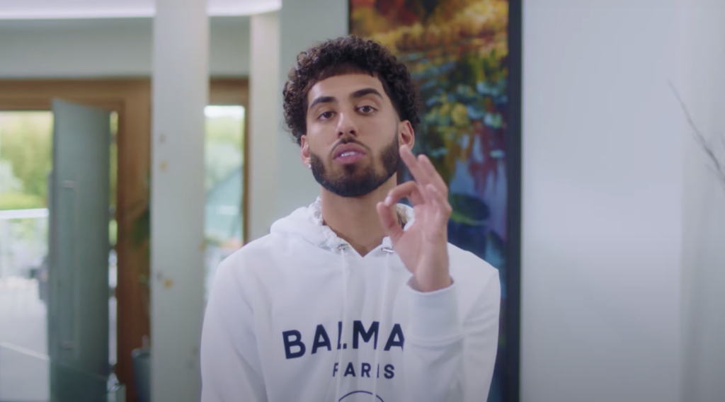 Premiere: Watch Koomz's Playful New Visuals For "Come Around" - GRM Daily