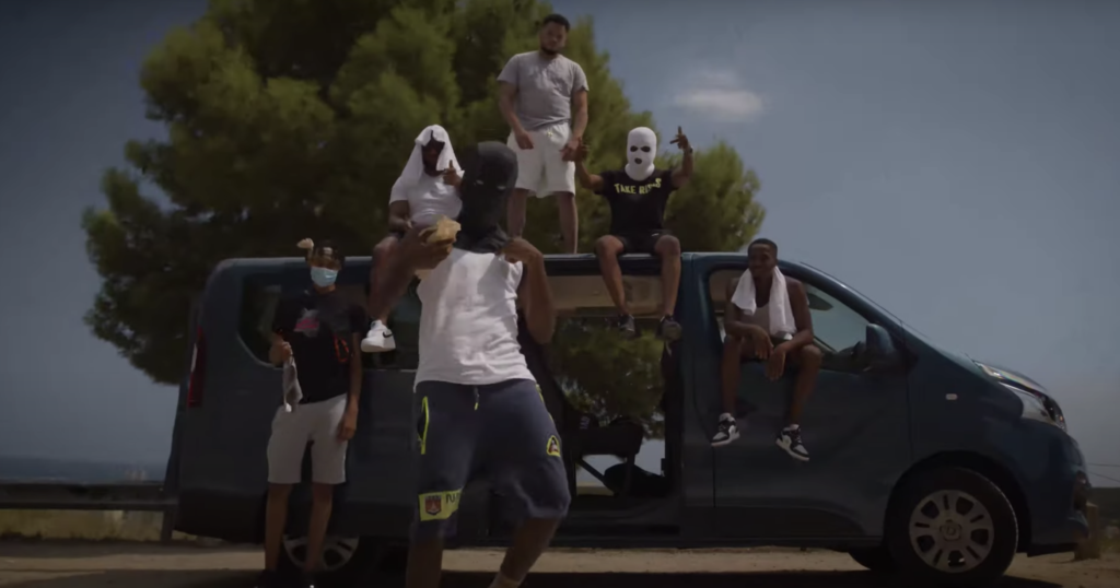 Premiere: 98s' V9, Billy Billions, AlChubbino, Jimmy & Stally Head To ...