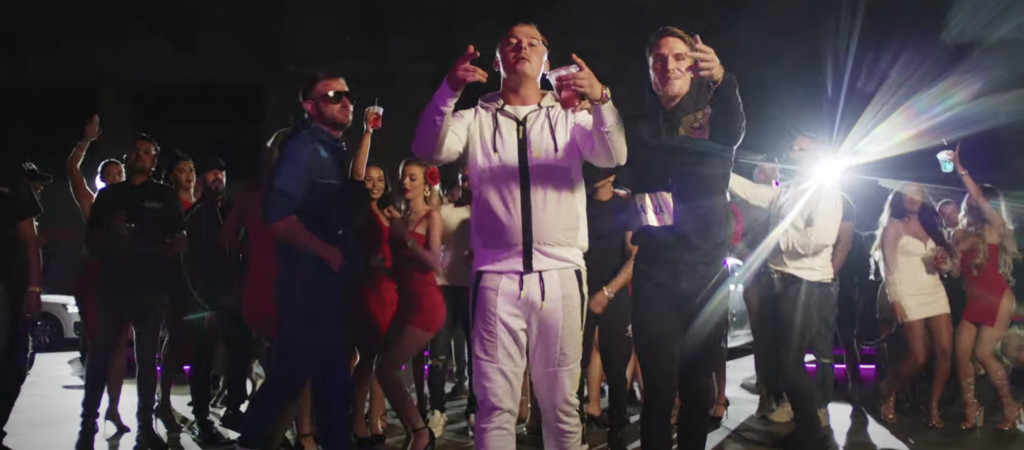 Tom Zanetti & Silky Bring The Vibes On "Flight Mode" - GRM Daily