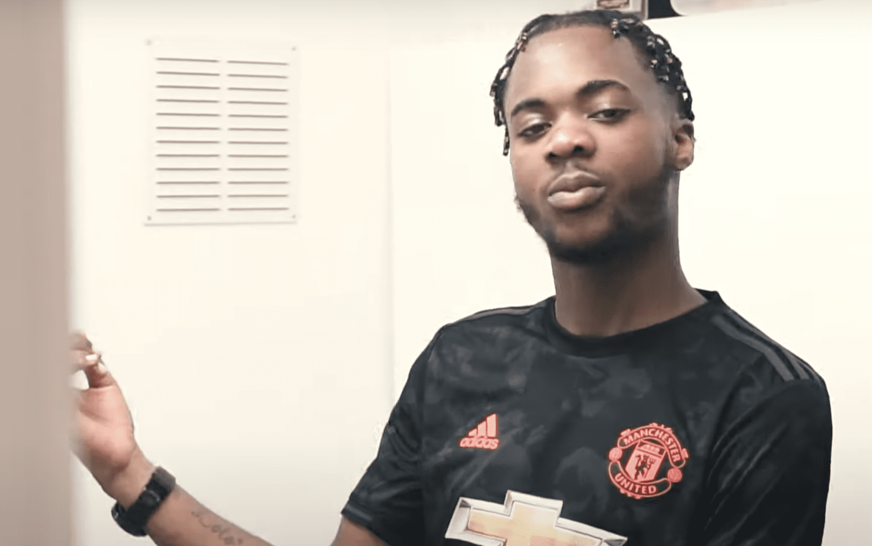 TTG Lolo Delivers Video For "10 Fold" - GRM Daily