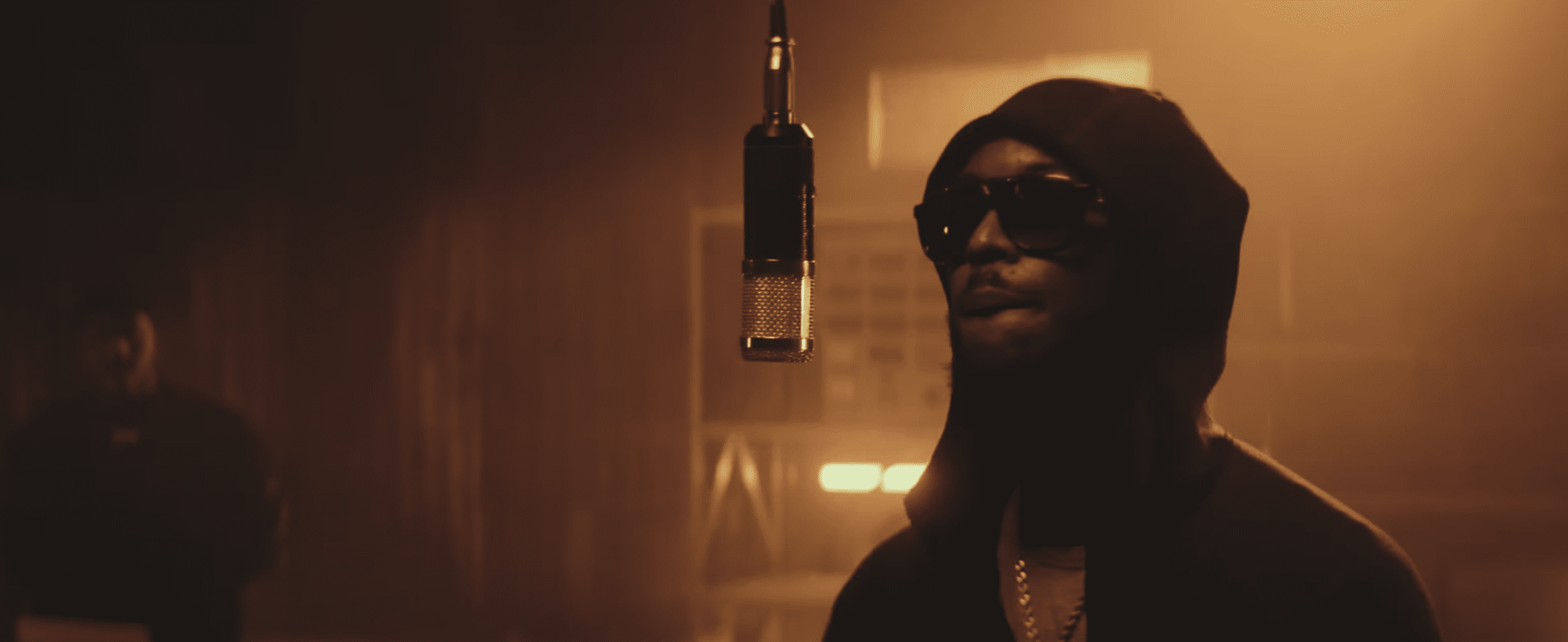 Frosty Steps To The Mic For Fire “Mad About Bars” Freestyle - GRM Daily