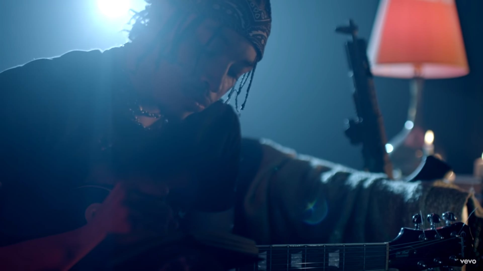 Lonr. drops powerful new single entitled "WORLD" - GRM Daily