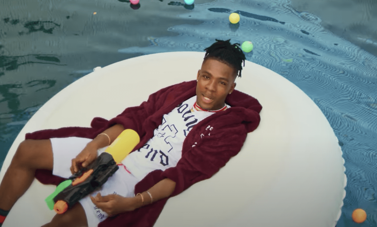 Nigeria's Joeboy Gives Clean Visual Treatment To "Lonely" - GRM Daily