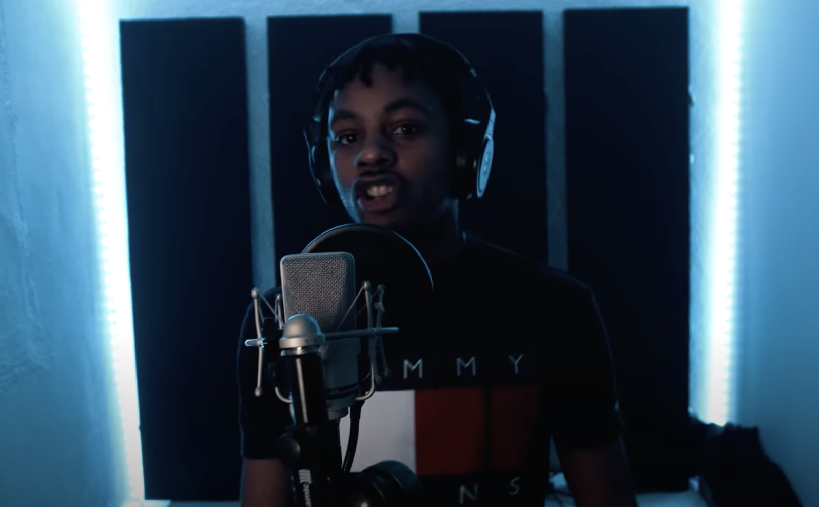 Billy Da Kid Steps Up To Perform "Intro" For SBTV's '#LiveTrax' Series ...