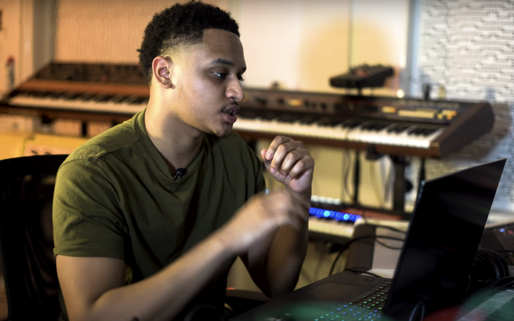 Watch how the beat for Youngs Teflon & Dave's "Rule Of Two" was made ...