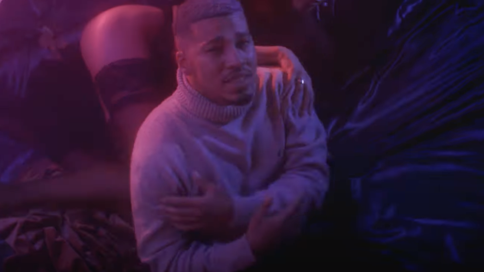 Daecolm Delivers Video For Silky New R&B Joint "Hot Topic" - GRM Daily