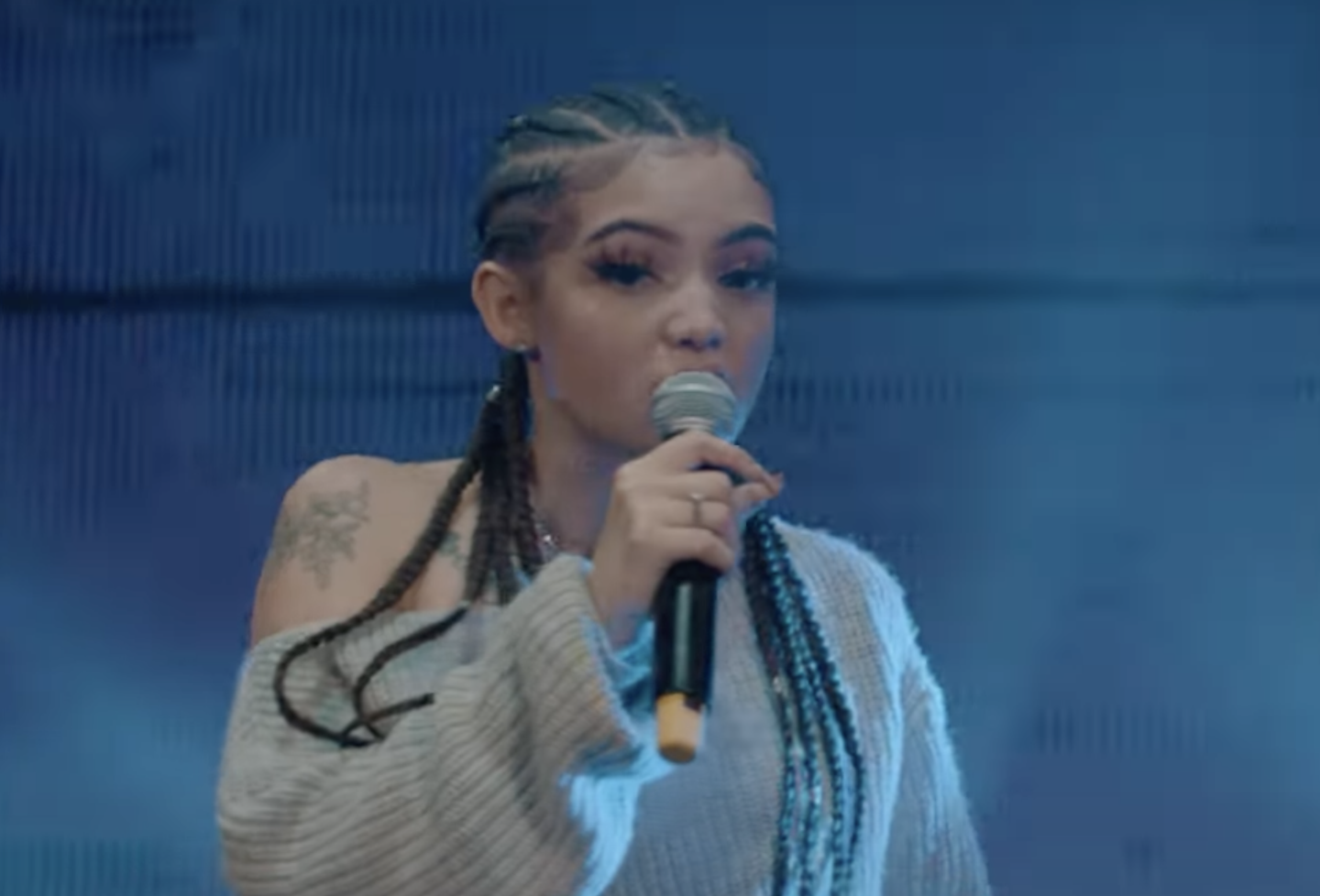 Baby Elz Delivers Fire 'Hype On The Mic' Freestyle - GRM Daily