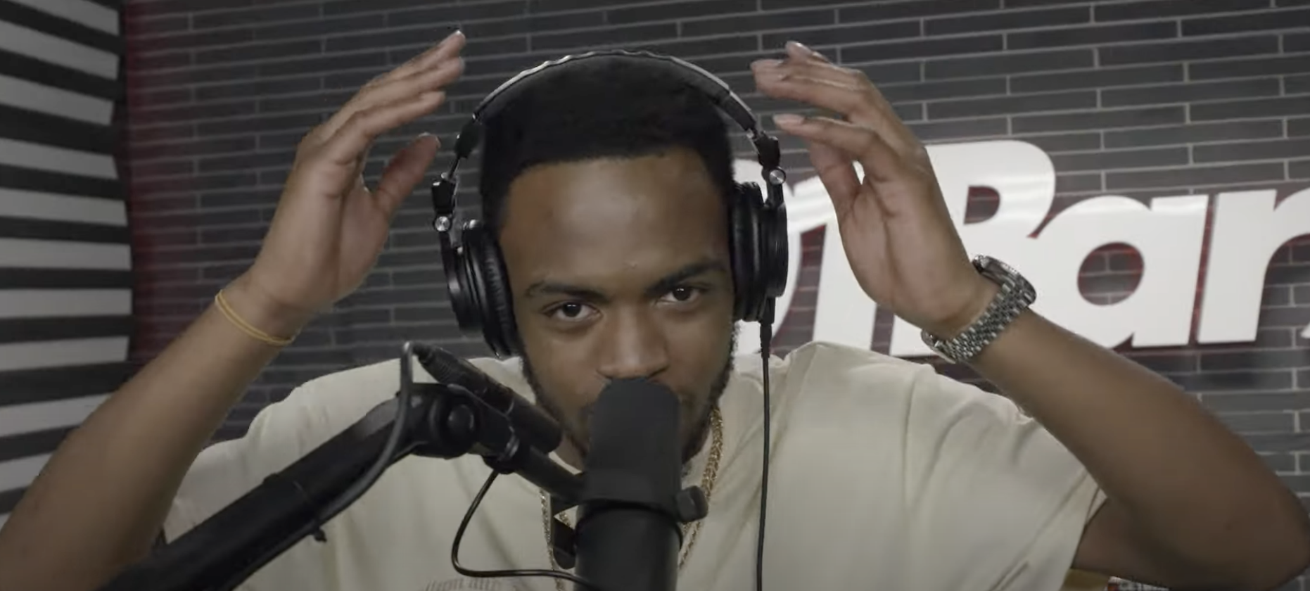 Watch Not3s' All-New '101Barz' Session - GRM Daily