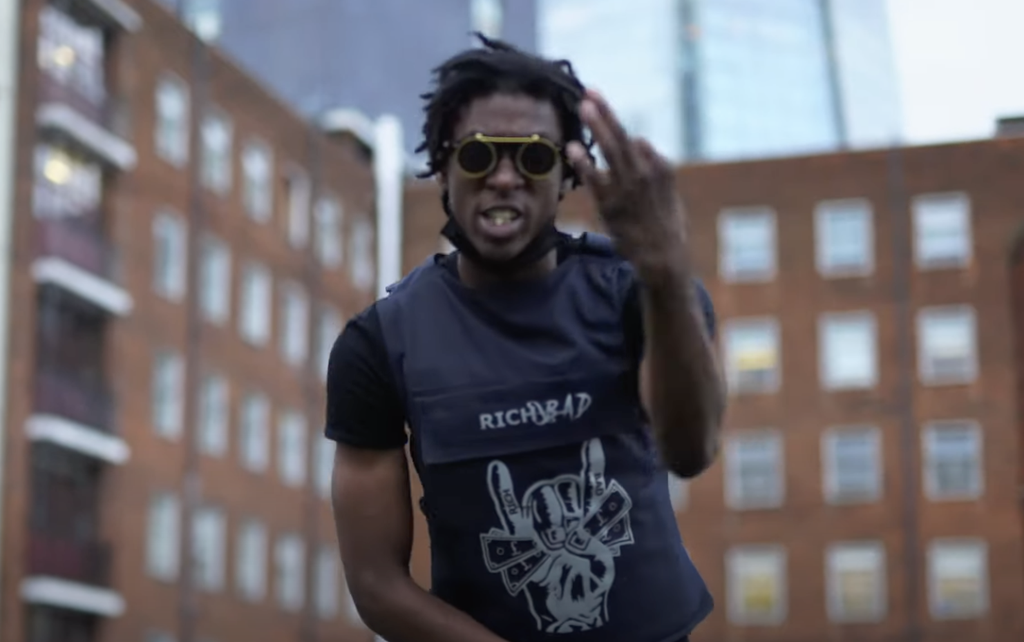 Tracksz Frees Up "Rover" Visuals - GRM Daily