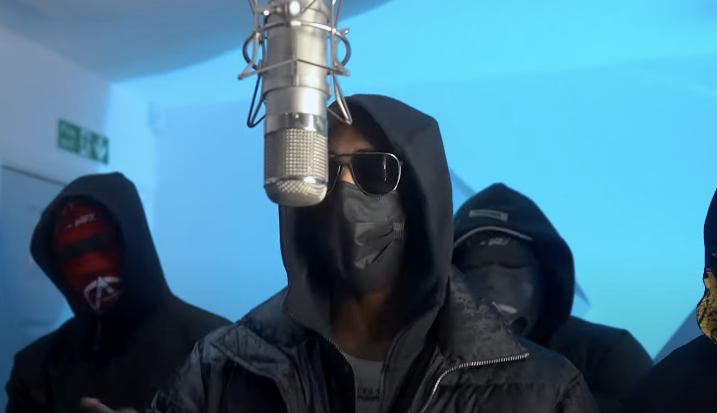 Active Gxng’s T.Scam Joins Fumez’ For Latest 'Plugged In' Session - GRM ...