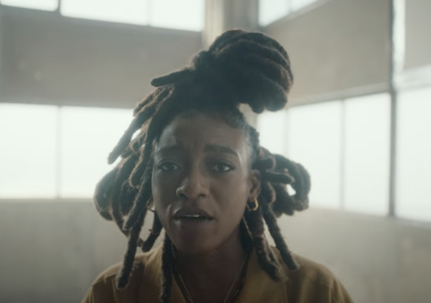 Little Simz Delivers Powerful Video For "I Love You, I Hate You" - GRM ...