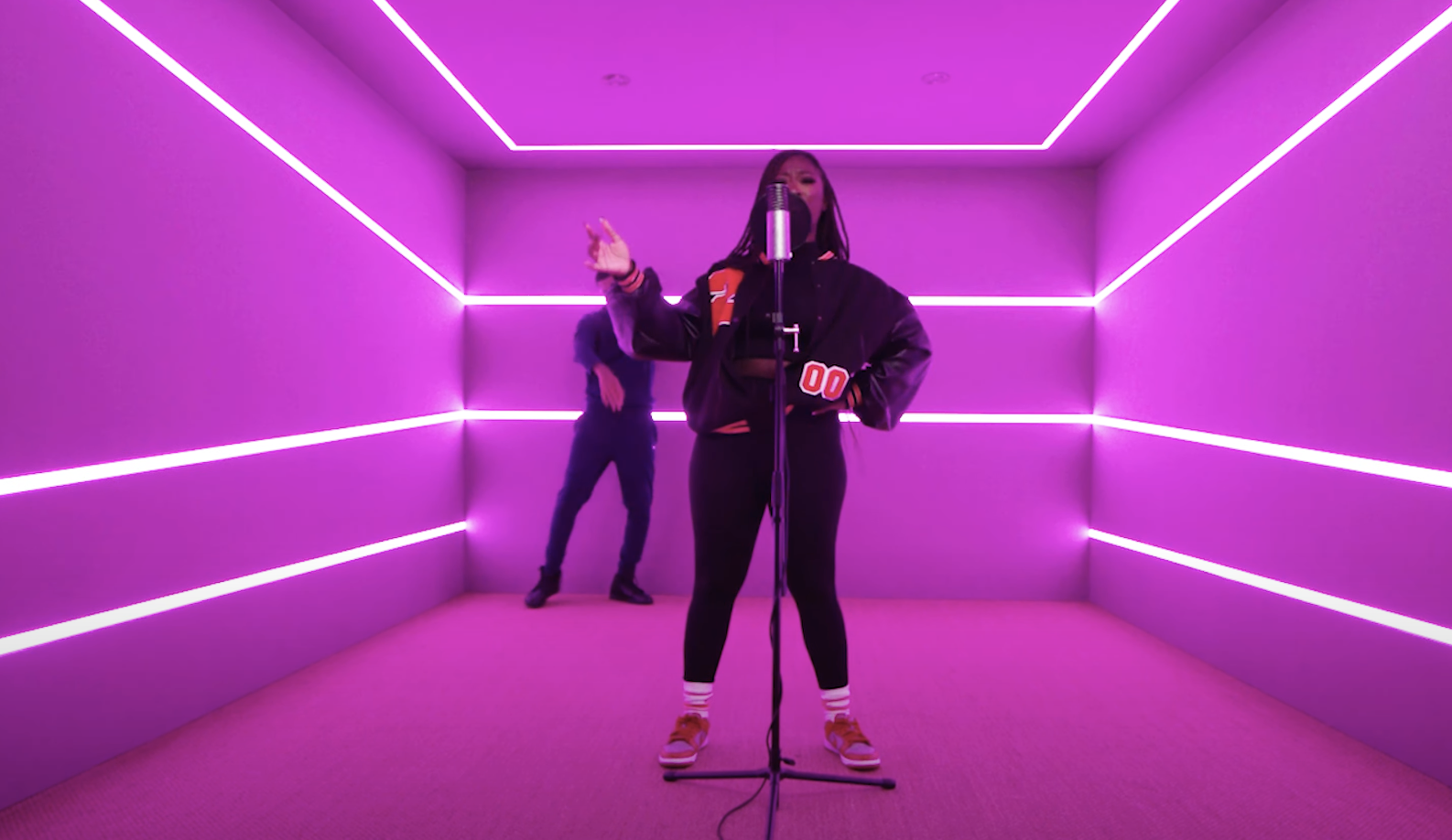 ShaSimone Drops Slick 'HB' Freestyle - GRM Daily