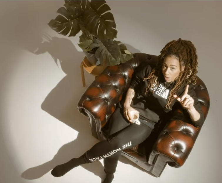 Deyah Delivers Poetic Offering "Heart Status Freestyle" - GRM Daily