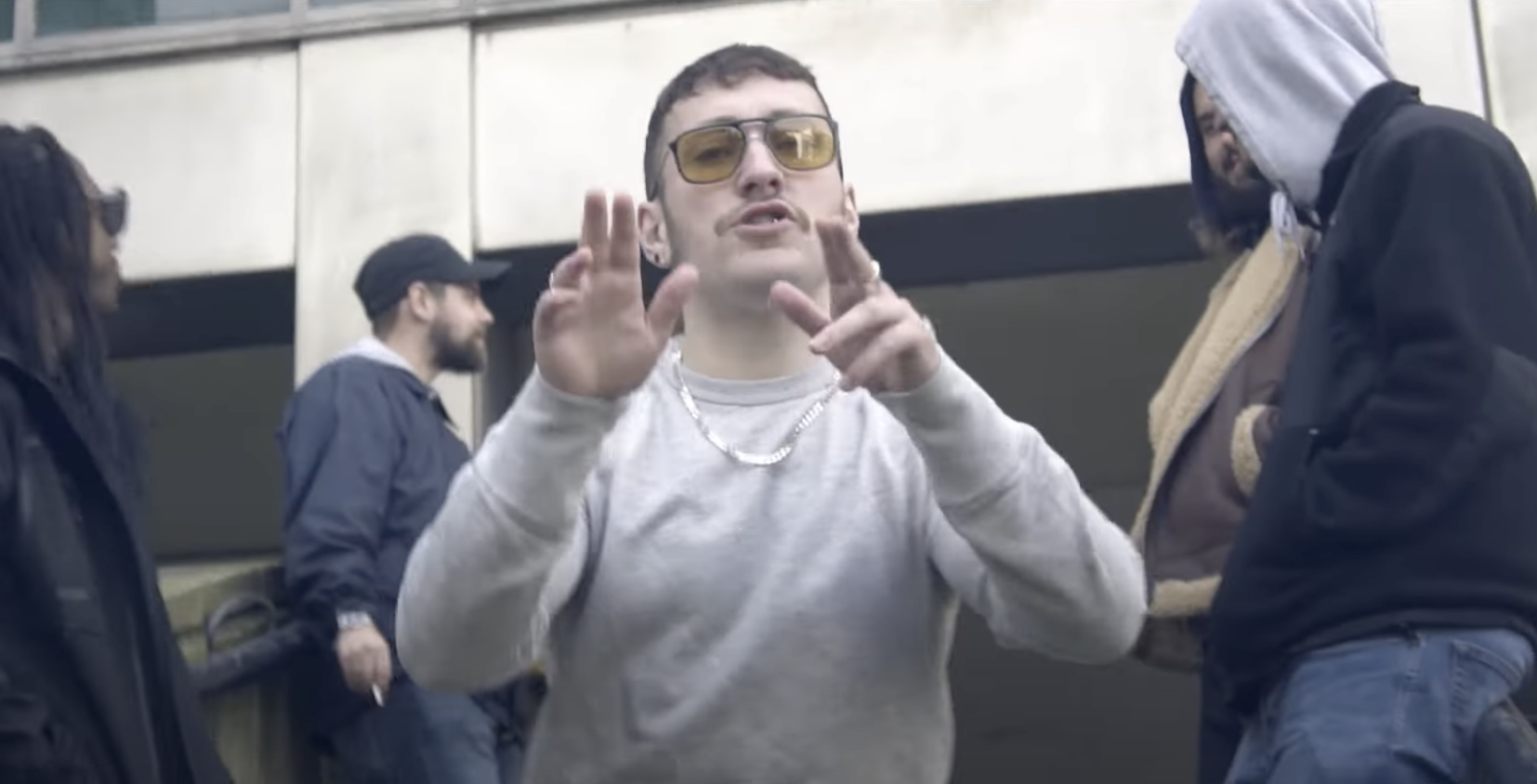 T.Burbs Unveils "Dell Boy" Visuals - GRM Daily