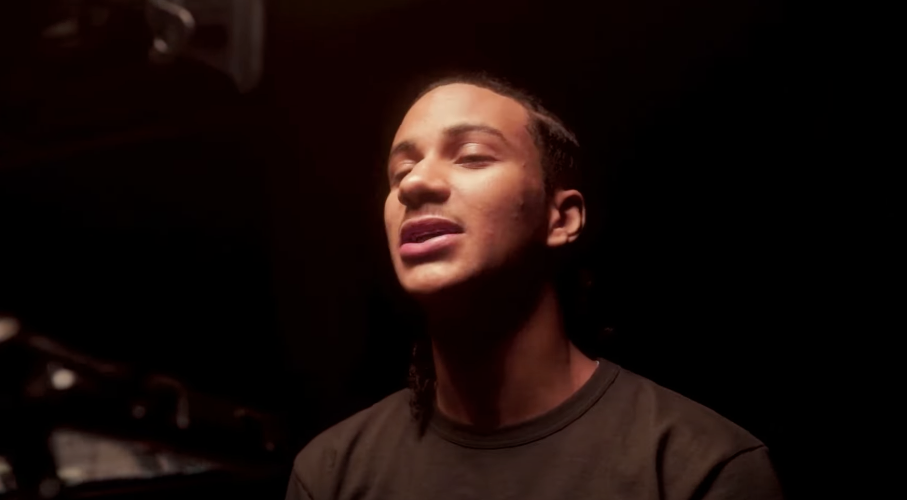 Arz Takes Us Behind The Scenes Of "Hate You, I Love You" - GRM Daily