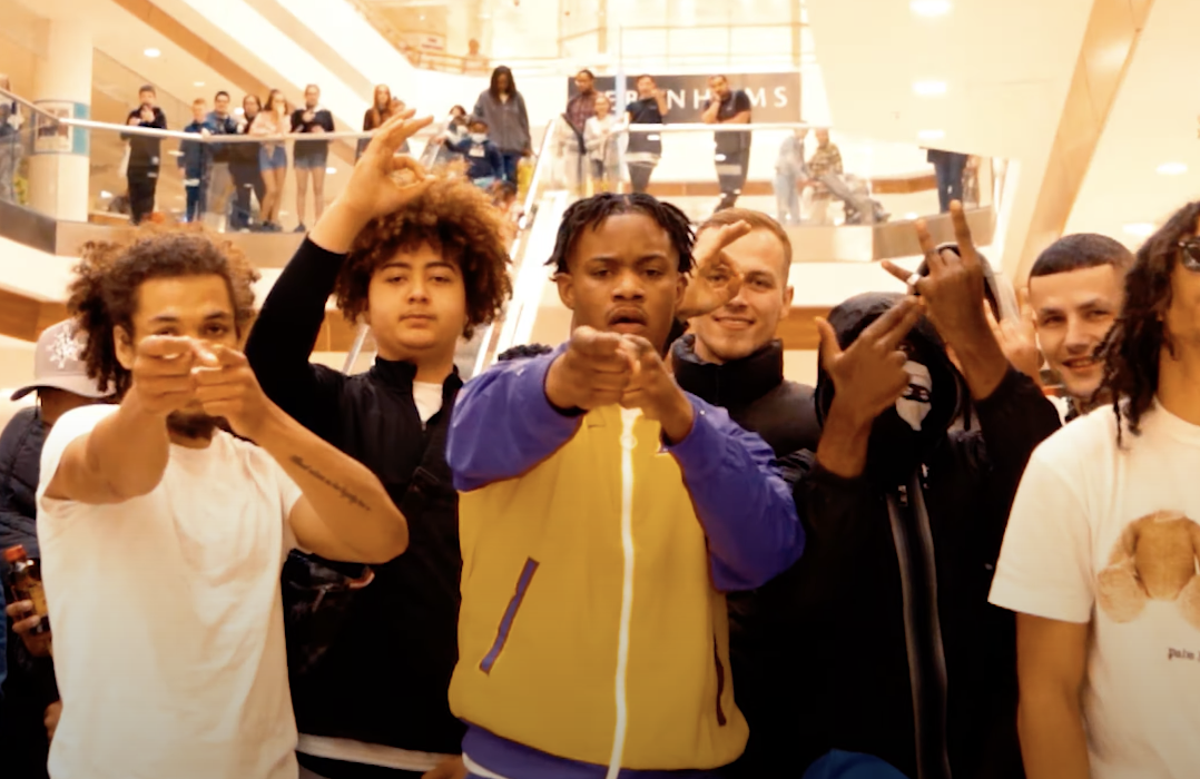 Slimz Drops Lit "Trapanolgy" Visuals - GRM Daily