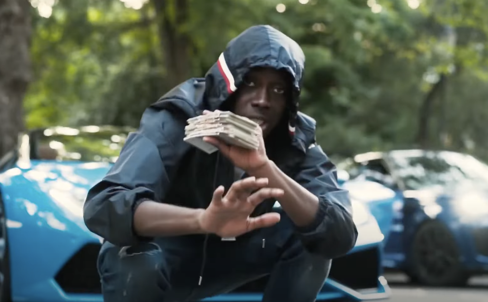 Ginoo Frees Up "5 Stacks" Visuals - GRM Daily