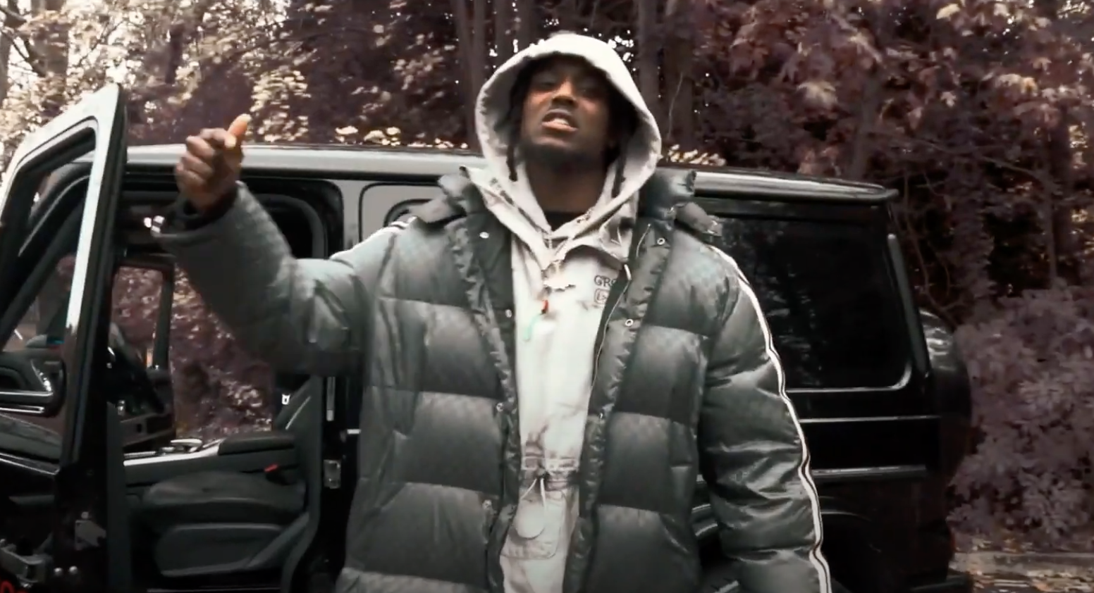 Cashh Lets Us Into His Life In New "Starving" Visuals - GRM Daily