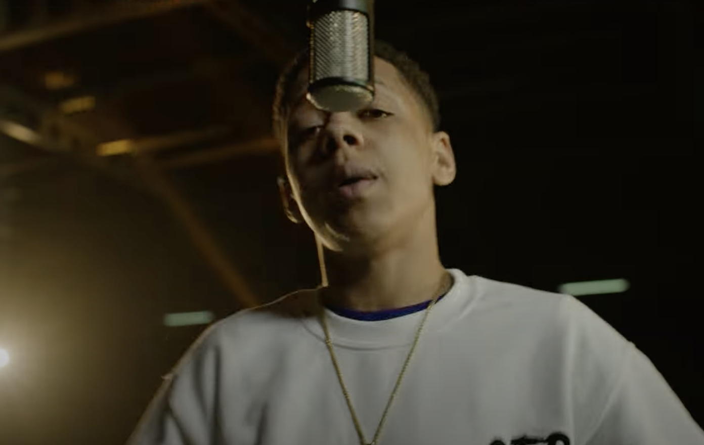 Premiere: ML Comes Through With New 'One Mic' Freestyle - GRM Daily