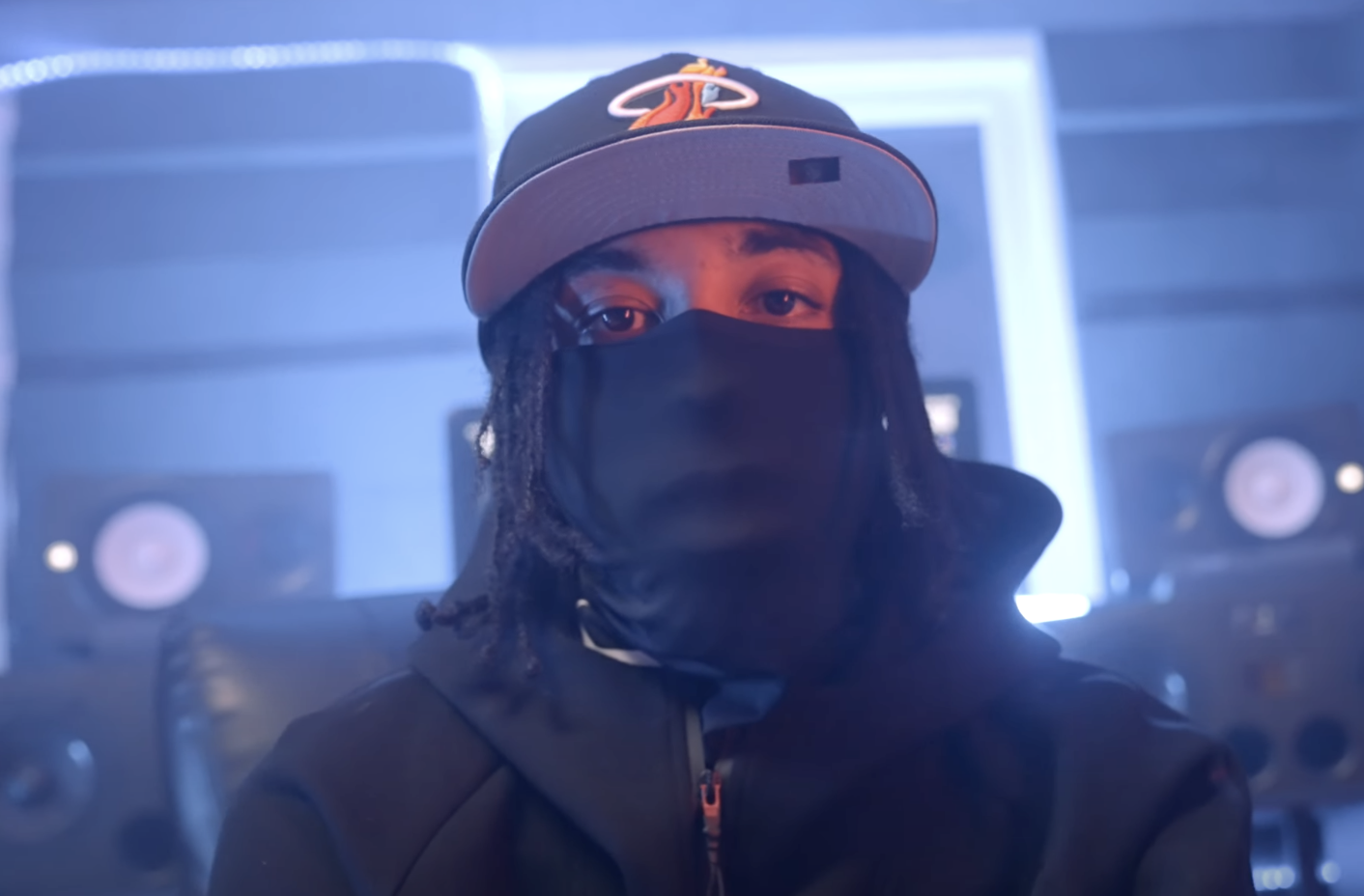 Tali Unveils "Talkin S**t" Visuals - GRM Daily