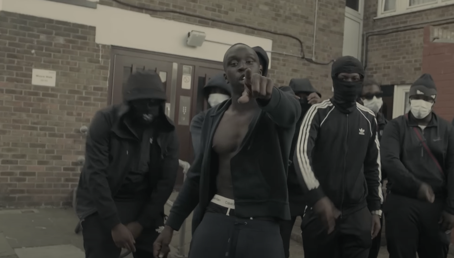 7th's C1 Keeps It Cruddy In New "Smoke" Visuals - GRM Daily