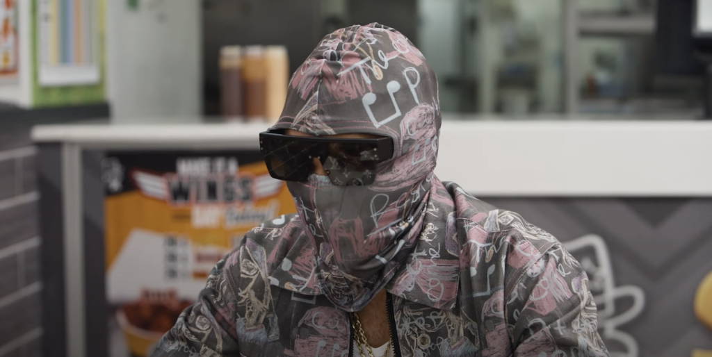 Meekz joins Amelia for a quick 'Chicken Shop Date' - GRM Daily