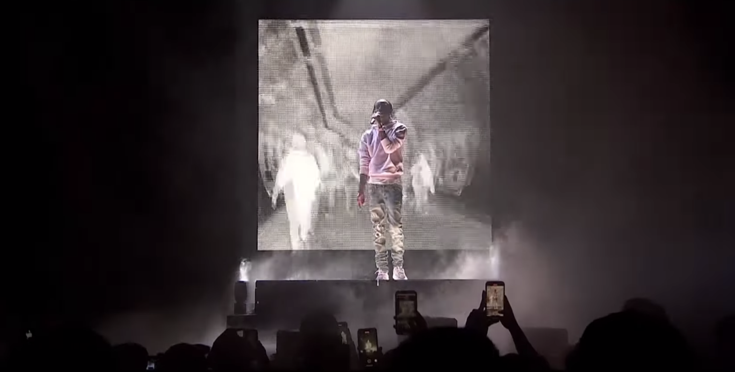 Watch Clavish perform "Public Figure" at the Rated Awards 2022 - GRM Daily