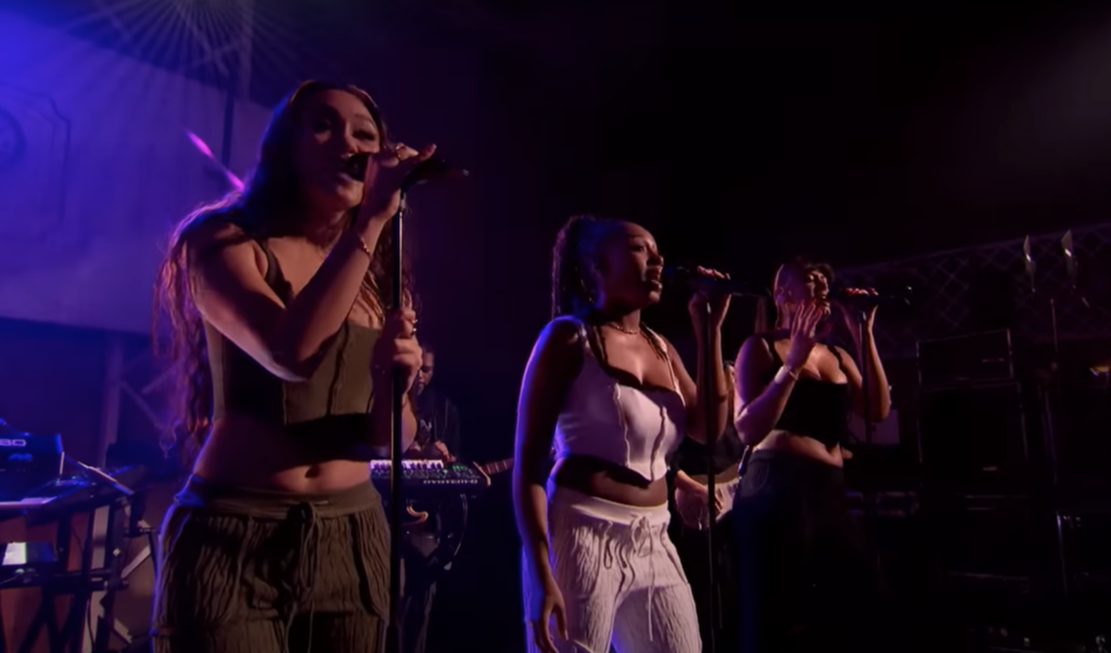 Watch FLO deliver cold performance of "Cardboard Box" - GRM Daily