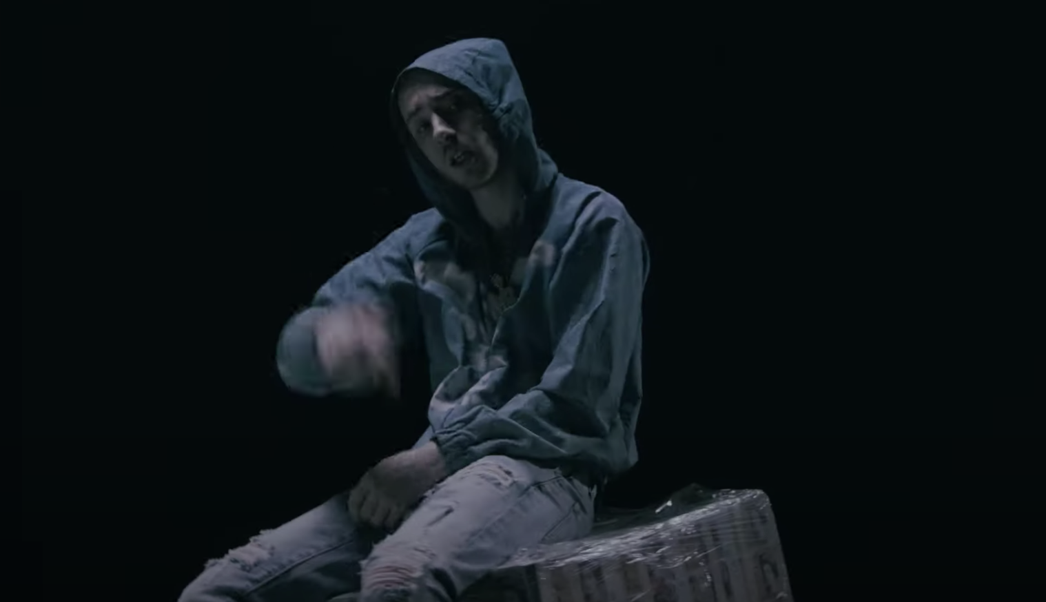 Mr Bando is in the "Middle Of Town" in latest video - GRM Daily