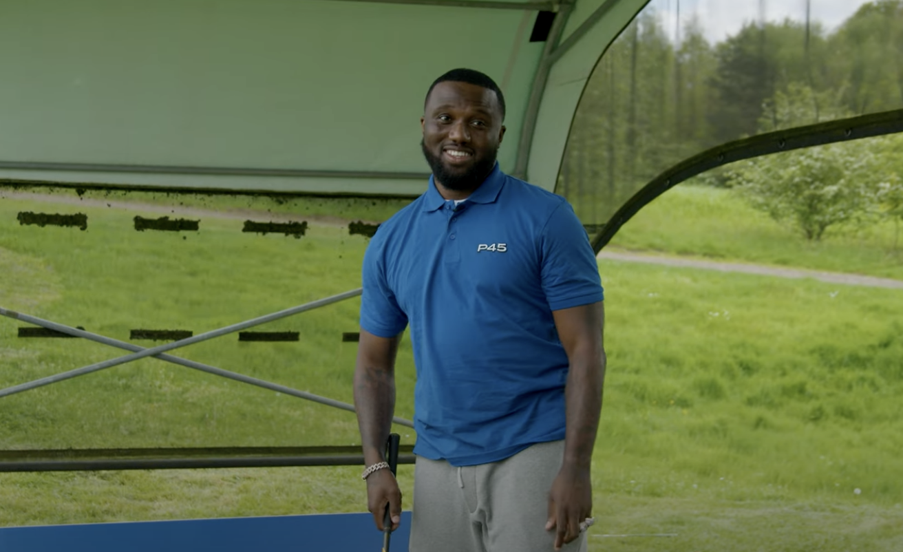 Headie One learns how to play golf with long drive champion Joe Miller ...