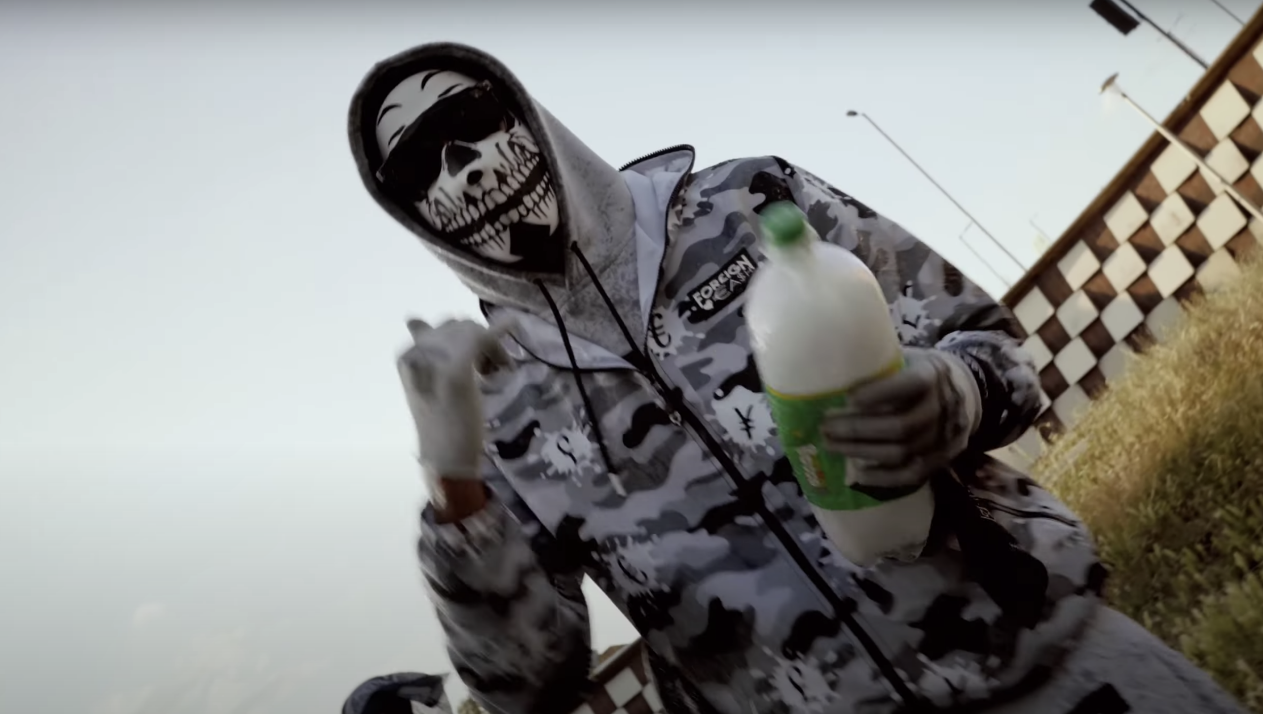 Watch LP star in "7UP!" video - GRM Daily