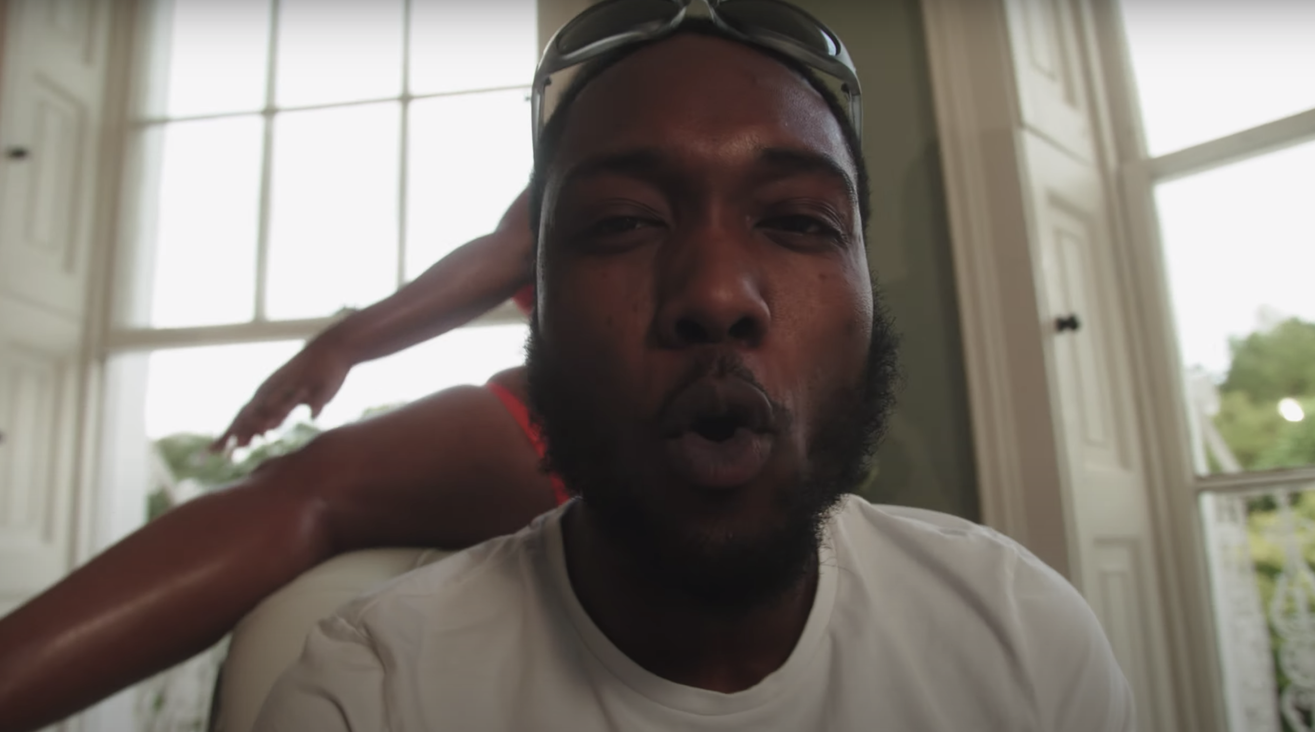 J Ramms is "Deya" in new video - GRM Daily