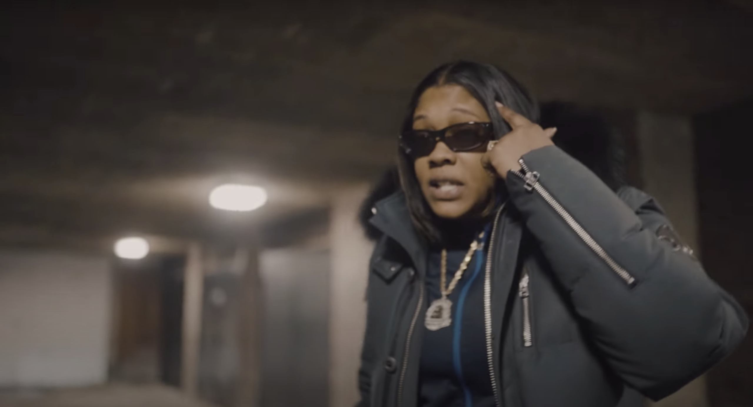 Fly Girl Reez drops off "Stay Working" video - GRM Daily
