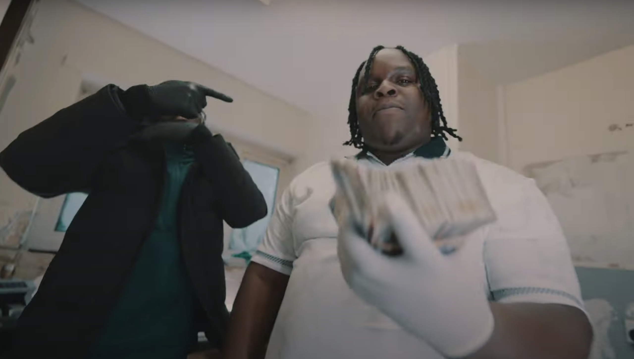 Steve Drive is a "Super Trapstar" in new video - GRM Daily