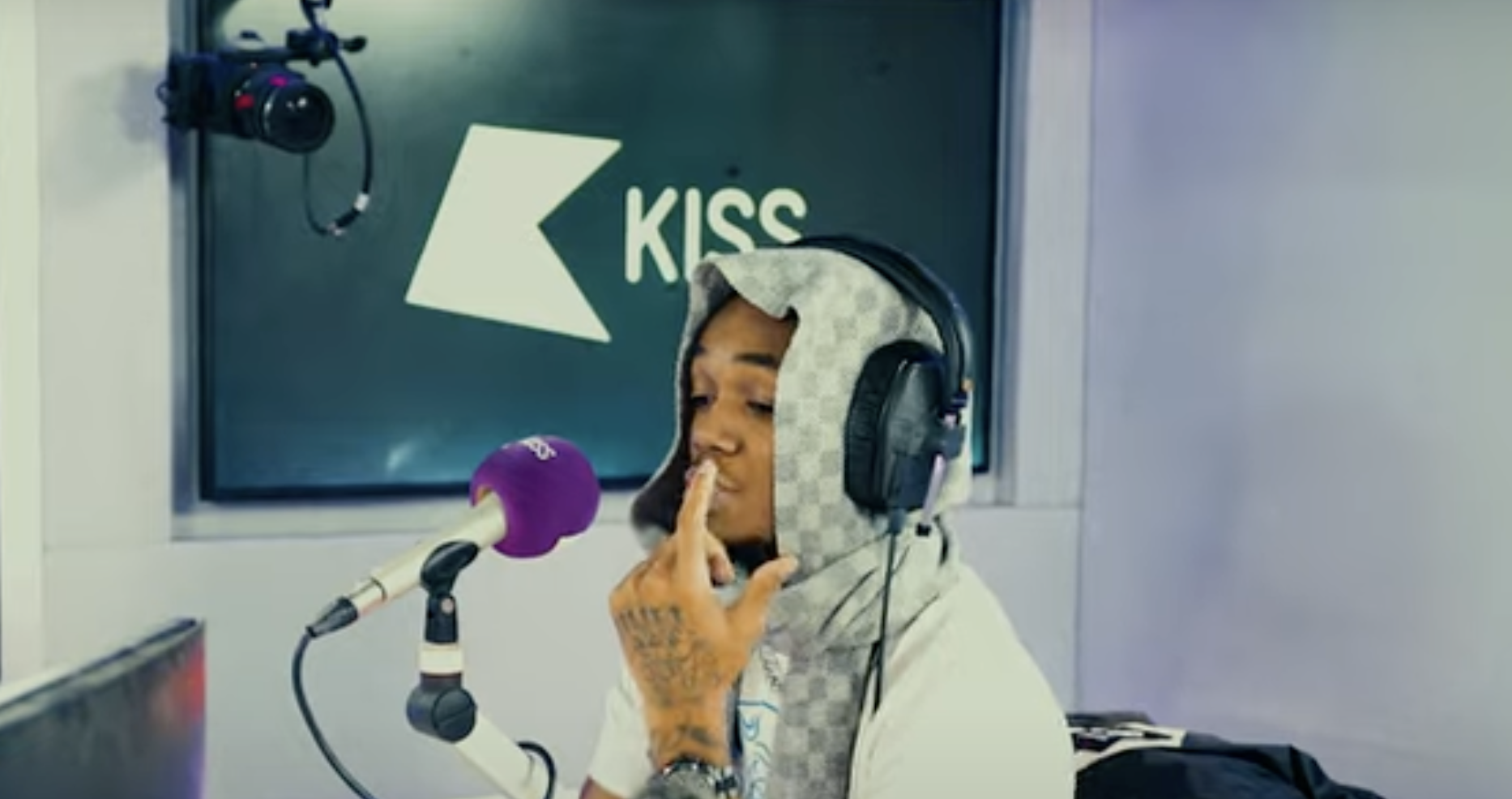 Private Zero Delivers Cold New "Kiss FM" Freestyle - GRM Daily