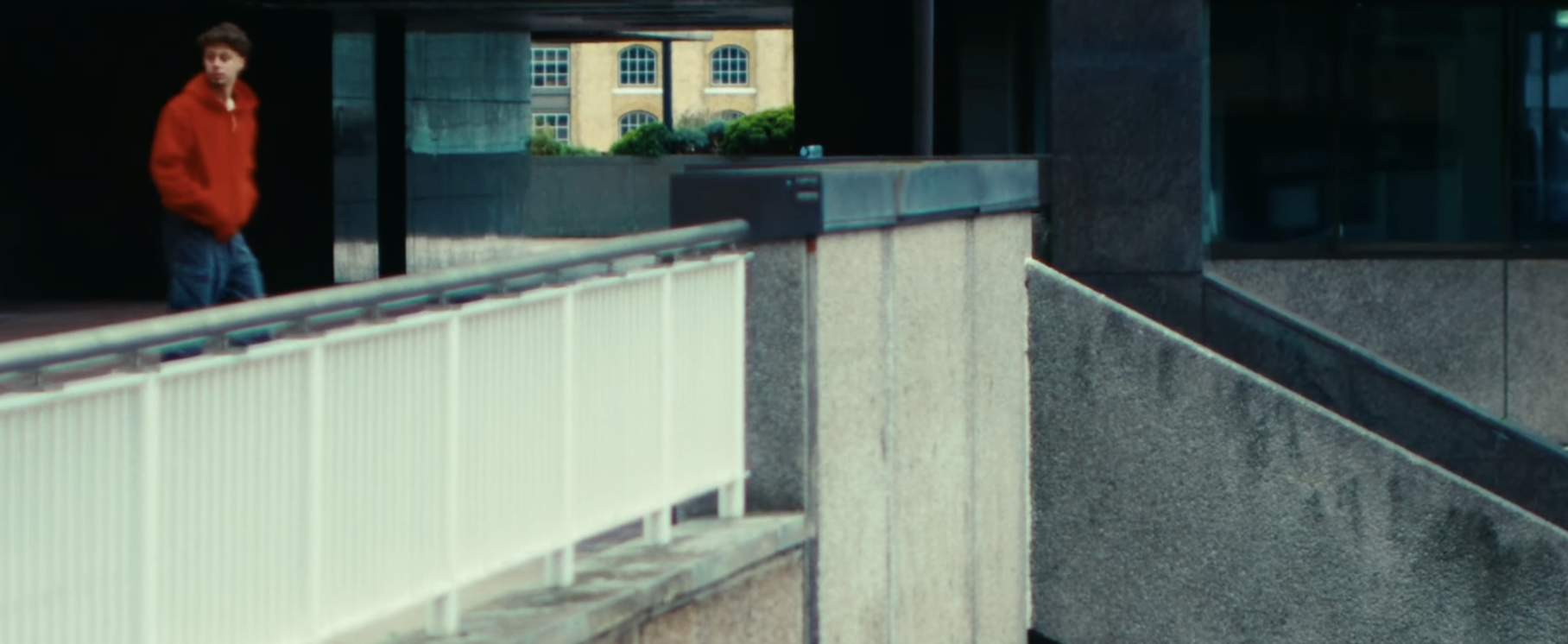 Reuben Aziz delivers sultry new single "Running" - GRM Daily