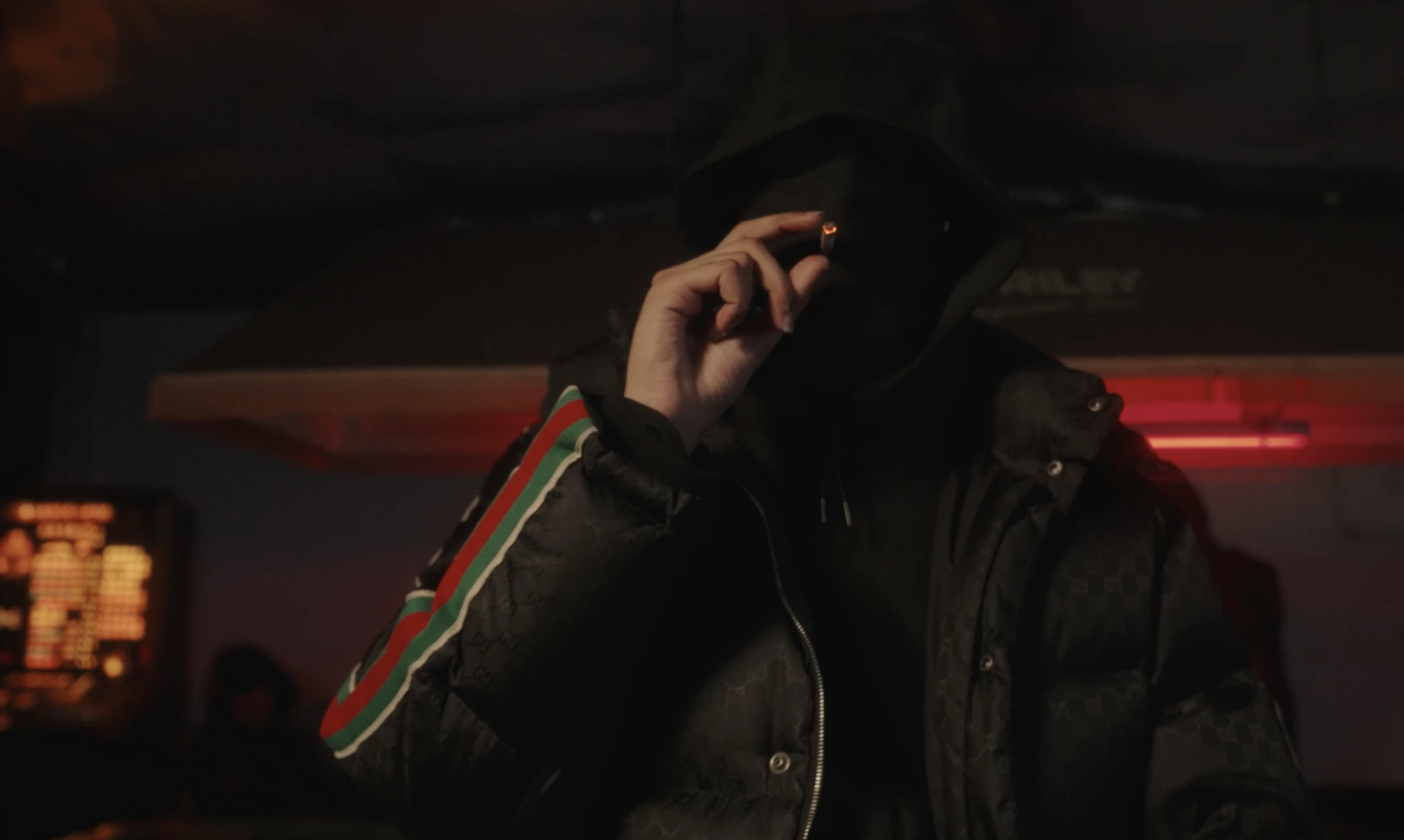 PREMIERE: #MaliStrip Ridla returns with "Sofa Surfin" - GRM Daily