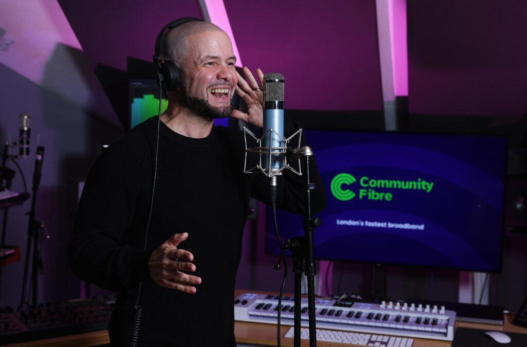 Listen to Harry Shotta give us the "History Of The Internet In 60 ...