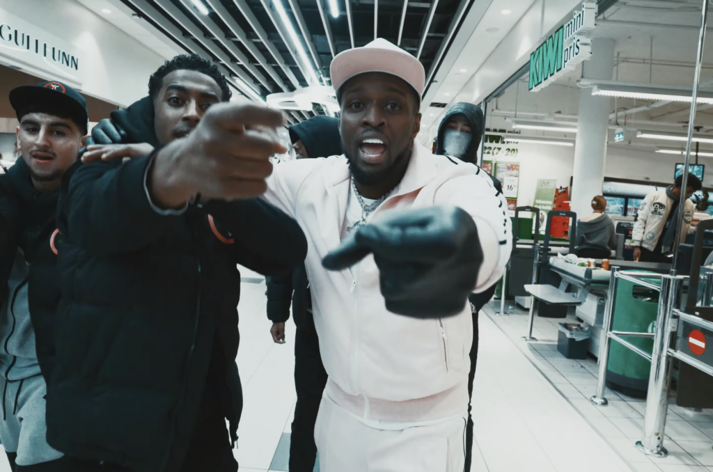 Swarmz strikes with infectious banger "G Check" featuring Rambow